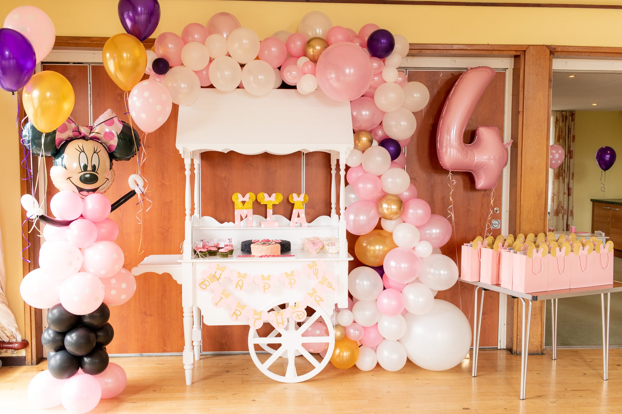Why hire a children's party planner? - Party Genie
